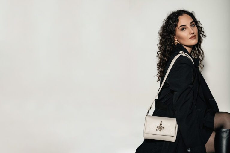 LaRi.LT - Rankų darbo odiniai gaminiai